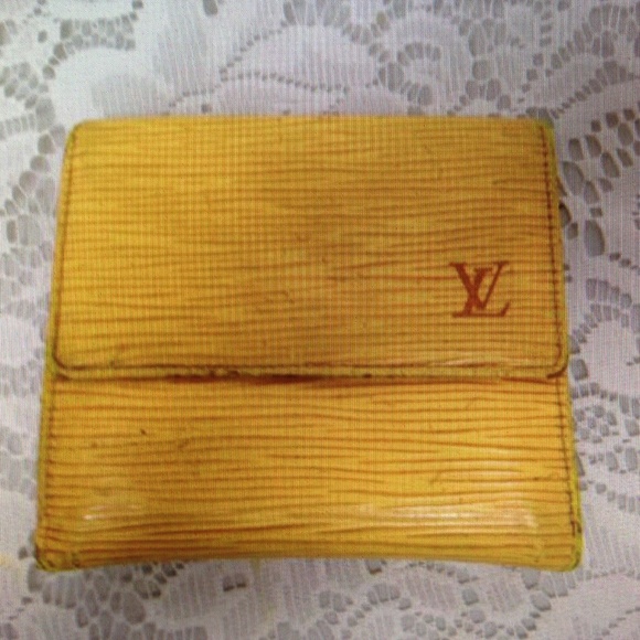 Louis Vuitton | Bags | Authentic Louis Vuitton Yellow Epi Leather ...
